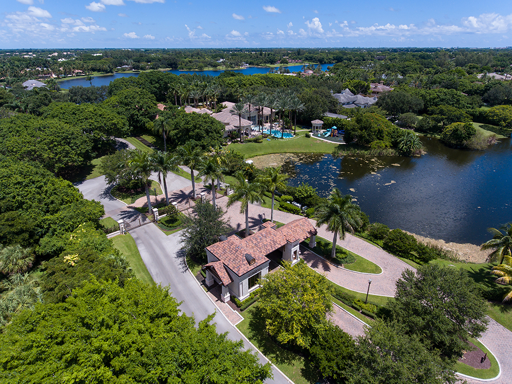 Le Lac Homes for Sale & Real Estate - Premier Estate Properties